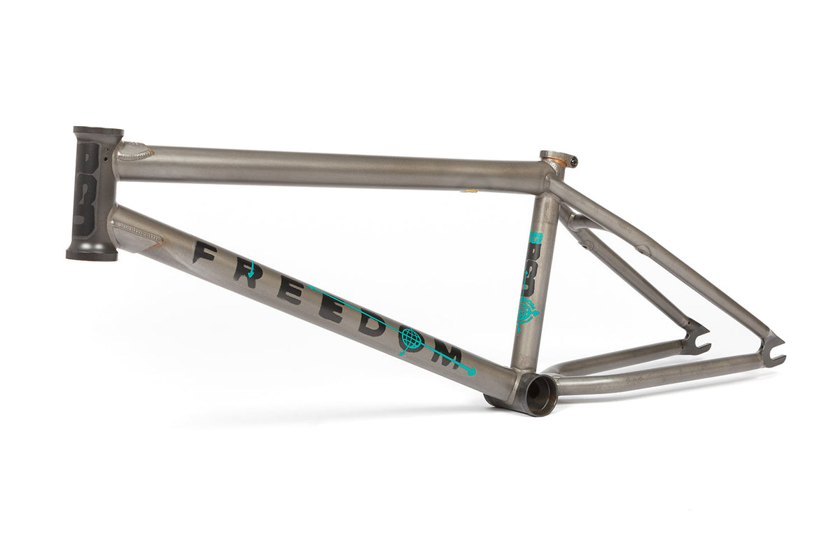 BSD FREEDOM FRAME - Kriss Kyle signature BMX frame – BSD BMX